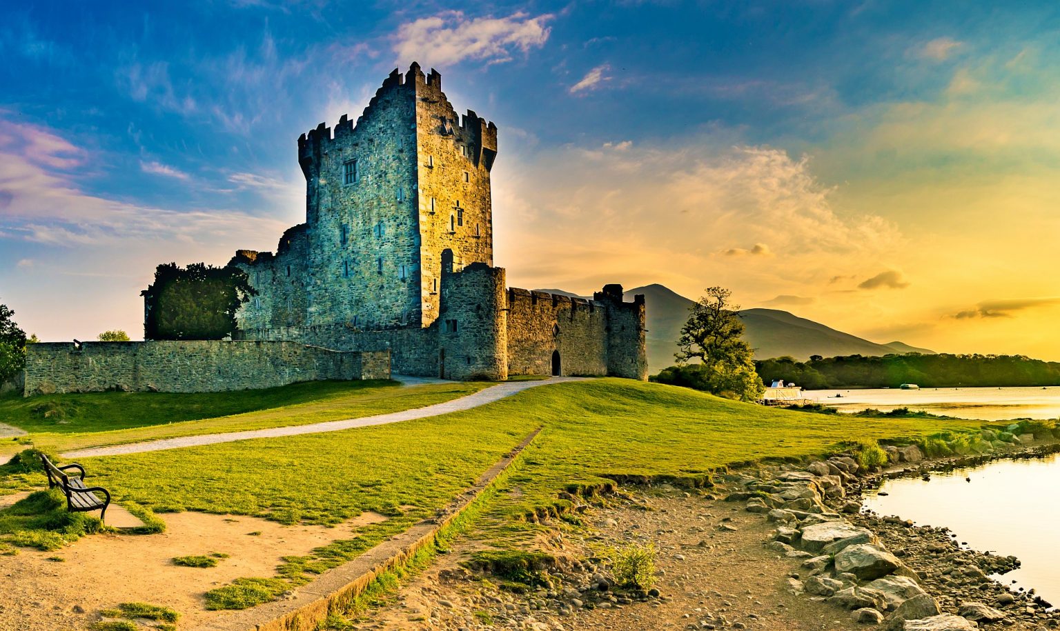 Ross,Castle,In,Killarney,At,Sunset,,Ireland | Agencija Oskar - Blog